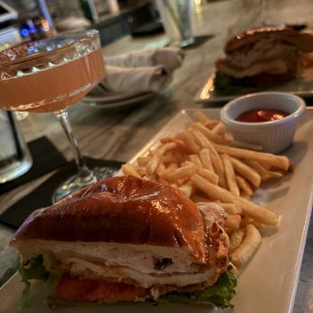 RARE BOOKS BAR - Updated February 2025 - 209 Photos & 115 Reviews ...