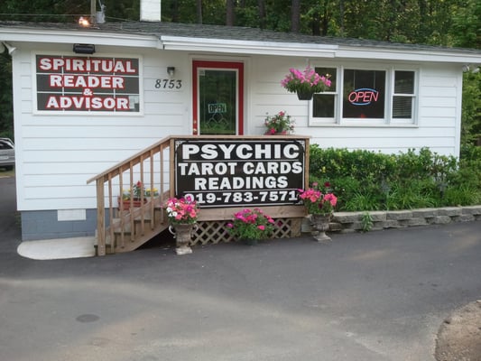 PSYCHIC AND TAROT CARD READER - Updated March 2025 - 8753 Glenwood Ave ...