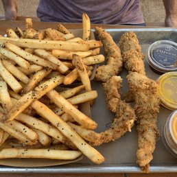 ROOTS CHICKEN SHAK - Updated August 2025 - 304 Photos & 290 Reviews ...