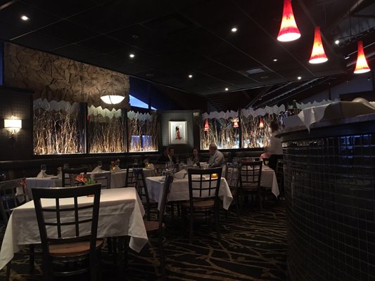 800 MAPLE - 184 Photos & 164 Reviews - American (New) - 800 Maple Rd ...