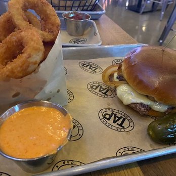 TAP SPORTS BAR EXCALIBUR - Updated July 2025 - 180 Photos & 66 Reviews ...