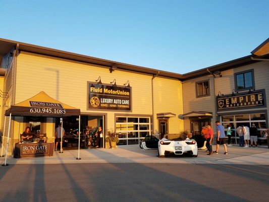 IRON GATE MOTOR CONDOS - Updated December 2025 - 53 Photos - 2228 Ferry ...