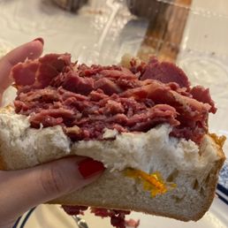 FAMOUS 4TH STREET DELICATESSEN - Updated October 2025 - 1376 Photos ...