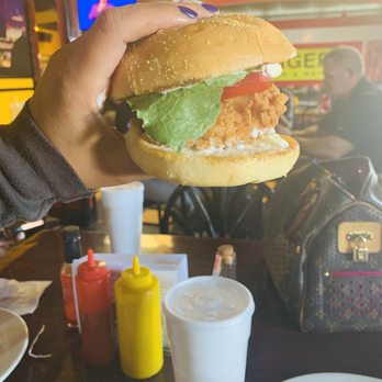 BIG POPPA BURGERS - Updated October 2025 - 94 Photos & 56 Reviews ...