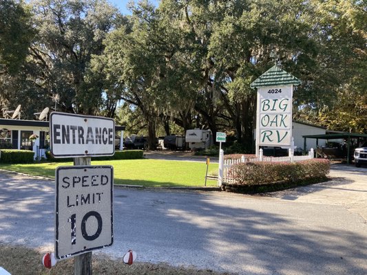 BIG OAK RV PARK - Updated September 2025 - 21 Photos & 23 Reviews ...