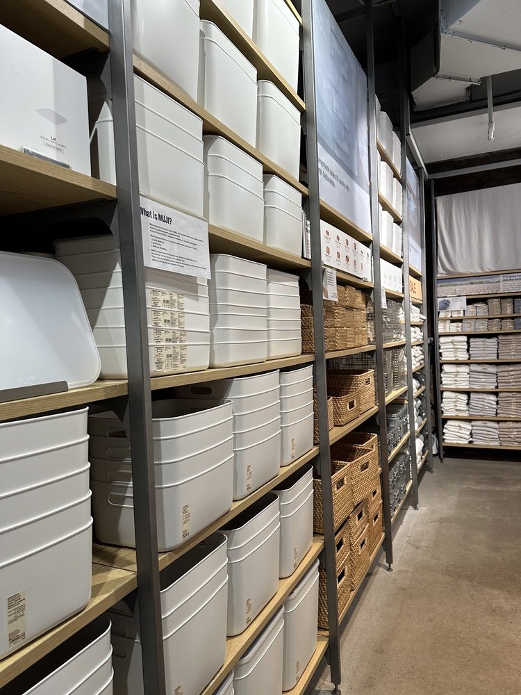 MUJI - Updated October 2025 - 94 Photos & 64 Reviews - 52 Cooper Sq ...