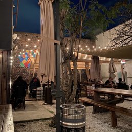 BERKELEY SOCIAL CLUB - Updated January 2025 - 5519 Photos & 2326 ...