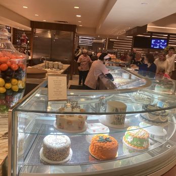 TOUCAN CHARLIE’S BUFFET & GRILLE - Updated April 2025 - 3133 Photos ...