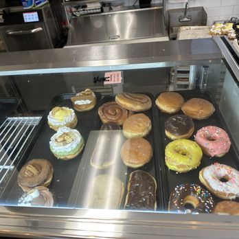 UFFDA DONUTS - Updated December 2025 - 85 Photos & 55 Reviews - 13716 ...