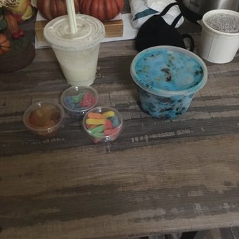 SNOW MONSTER - Updated January 2026 - 61 Photos & 39 Reviews - 1051 ...