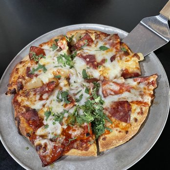 PEARL STREET PIZZERIA & PUB - Updated October 2024 - 287 Photos & 406 ...