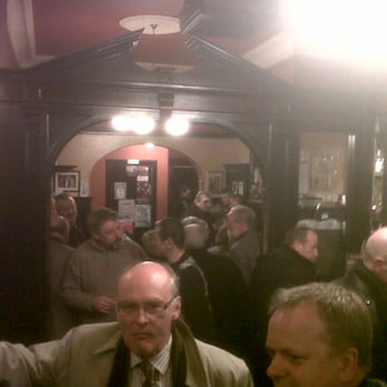 SANDY BELL’S - Updated May 2025 - 40 Photos & 47 Reviews - 25 Forrest ...