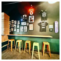 LOOSIES PIZZA - Updated June 2025 - 177 Photos & 209 Reviews - 300 E ...