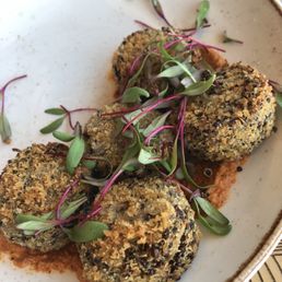 TABLE 47 - Updated December 2025 - 182 Photos & 245 Reviews - 5268 ...