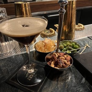 THE STREET BAR - 39 Photos & 22 Reviews - 15 Arlington St, Boston ...