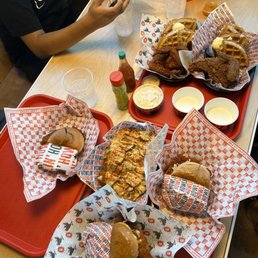 HOWLIN’ RAY’S - Updated October 2025 - 2195 Photos & 1166 Reviews - 800 ...