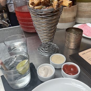 RAISED AN URBAN ROOFTOP BAR - Updated August 2024 - 763 Photos & 478 ...