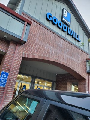 GOODWILL - 21 Reviews - 1125 Sutton Way, Grass Valley, California ...
