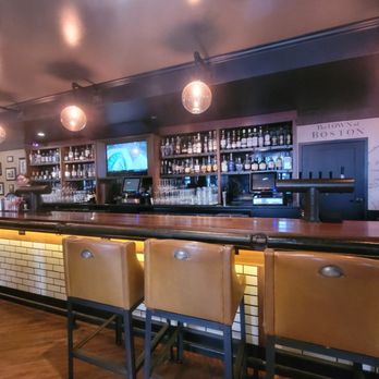BOSTONIA PUBLIC HOUSE - Updated May 2024 - 2534 Photos & 2020 Reviews ...