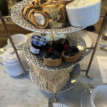 THE ALLIS - Updated January 2025 - 1765 Photos & 872 Reviews - 113 ...