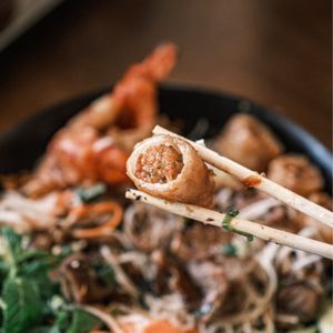 PHO 21 - Updated August 2025 - 1829 Photos & 999 Reviews - 2569 S King ...