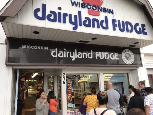 WISCONSIN DAIRYLAND FUDGE - 26 Photos & 11 Reviews - 216 Broadway ...