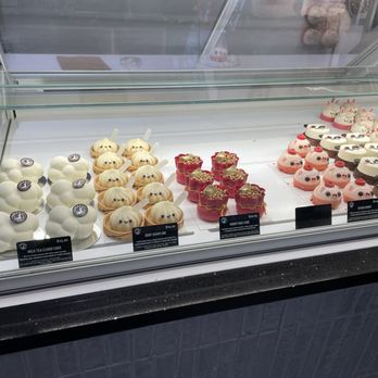 BIBBLE & SIP - Updated June 2024 - 11726 Photos & 5755 Reviews - 253 W ...