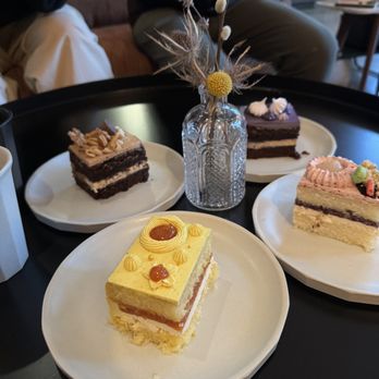 PAPER CAKE SHOP - Updated December 2024 - 211 Photos & 80 Reviews ...