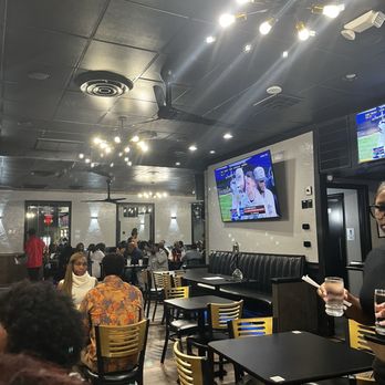 SHADOW LOUNGE & RESTAURANT - Updated January 2025 - 53 Photos & 21 ...