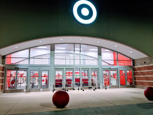 TARGET - Updated December 2025 - 89 Photos & 38 Reviews - 11311 Bandera ...