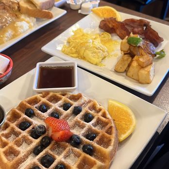 SHUGGA HI BAKERY AND CAFE - Updated April 2025 - 236 Photos & 179 ...