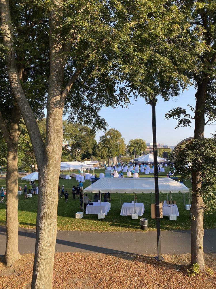 DCR Hatch Memorial Shell, Boston | Roadtrippers
