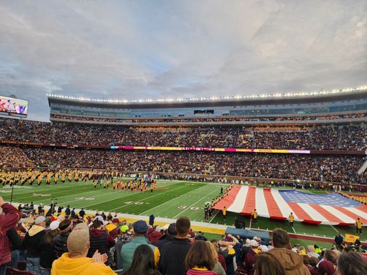 HUNTINGTON BANK STADIUM - Updated October 2024 - 268 Photos & 61 ...