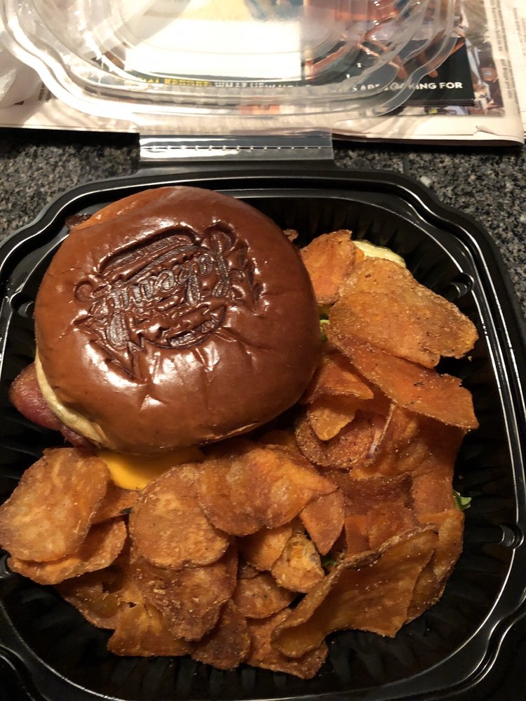 POKEGAMA LAKESIDE CANTINA - Updated February 2024 - 31 Photos & 55 ...