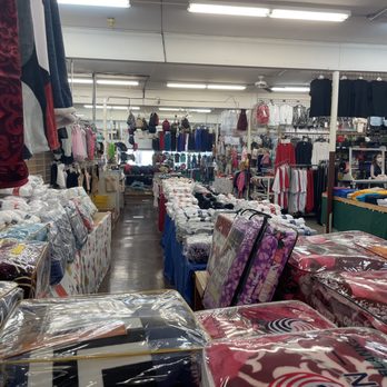 SEATTLE INDOOR SWAP MEET - Updated October 2025 - 14802 Tukwila ...