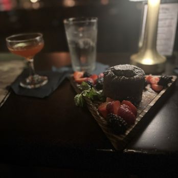 SOCIETY LOUNGE - Updated May 2025 - 343 Photos & 327 Reviews - 2063 E ...