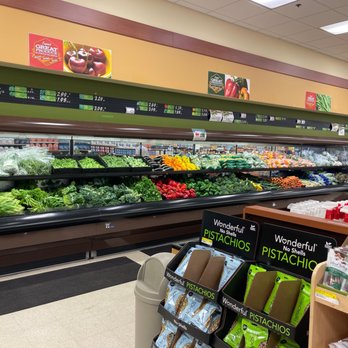 SCHOFIELD BARRACKS COMMISSARY - Updated April 2025 - 160 Photos & 105 ...