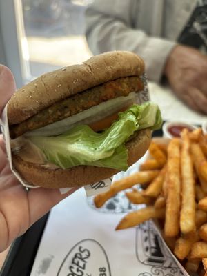 SO-CAL BURGERS CHILL & GRILL - Updated January 2026 - 625 Photos & 618 ...