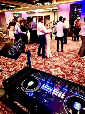 EXTRA ENTERTAINMENT DFW - Updated October 2025 - 49 Photos - 421 Misty ...