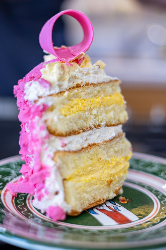 MADONNA INN BAKERY - Updated December 2025 - 173 Photos & 96 Reviews ...