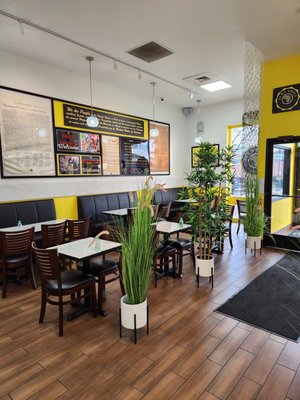 AFRA GRILL EXPRESS @ EASTON | AFRICAN & SOMALI CUISINE - Updated ...