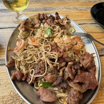 NOBI PUBLIC HOUSE - Updated October 2025 - 846 Photos & 1088 Reviews ...