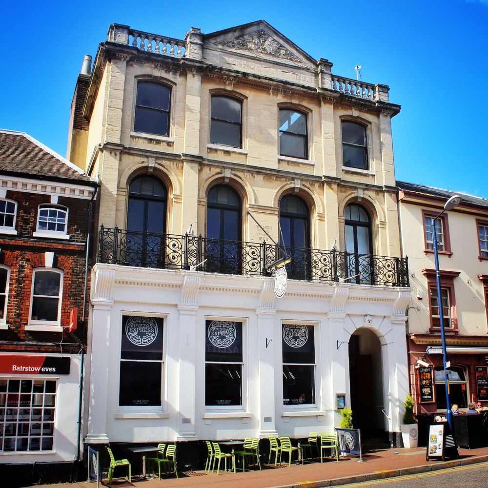 PIZZA EXPRESS LIVE - Updated November 2024 - 13 Photos - 99 High ...