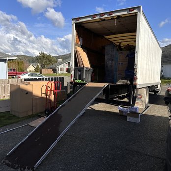 PURE MOVERS - Updated July 2024 - 202 Photos & 357 Reviews - 1511 3rd ...