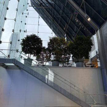 SMALL CHEVAL- RIVERSIDE - Updated December 2025 - 316 Photos & 295 ...