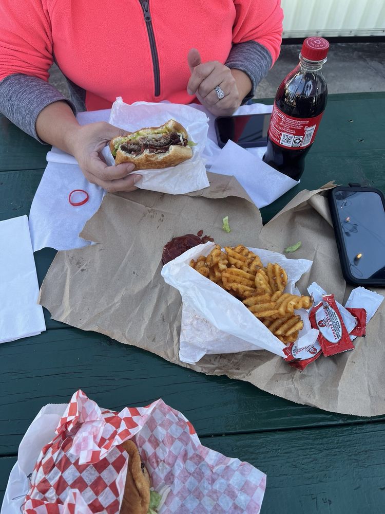 SOMEBURGER - Updated December 2025 - 66 Photos & 164 Reviews - 745 E ...