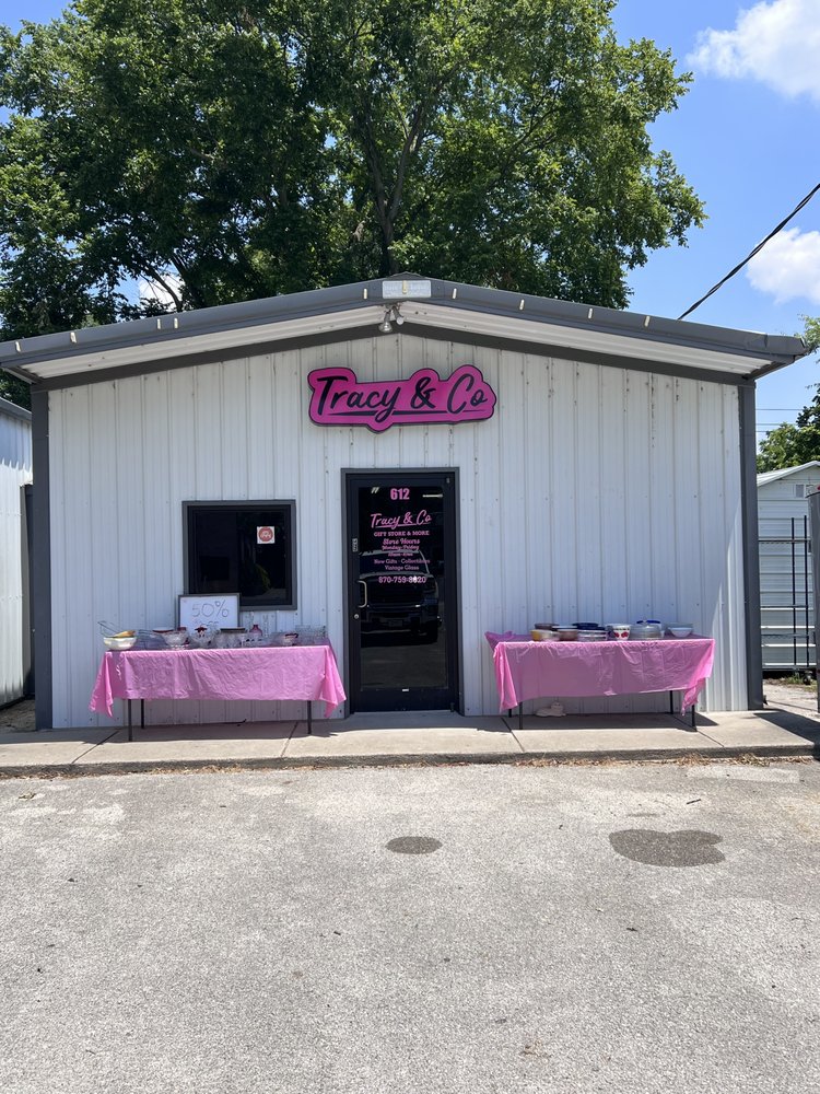 TRACY - Updated October 2025 - 612 W Main St, Walnut Ridge, Arkansas ...