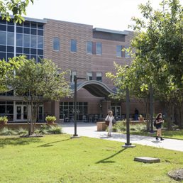 AUSTIN COMMUNITY COLLEGE - SOUTH AUSTIN CAMPUS - 15 Reviews - Colleges ...