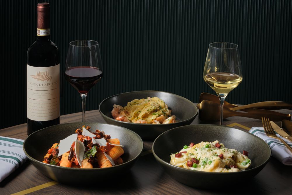 ZIO’S - Updated January 2025 - 175 Photos & 61 Reviews - 3400 Paradise ...