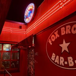 FOX BROS. BAR-B-Q - Updated October 2025 - 3983 Photos & 4996 Reviews ...